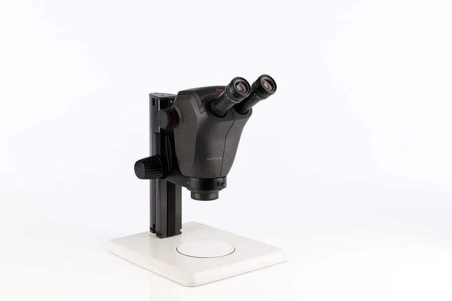 Ivesta 3 Stereo Microscope for Precision Inspection | Danaher Life Sciences